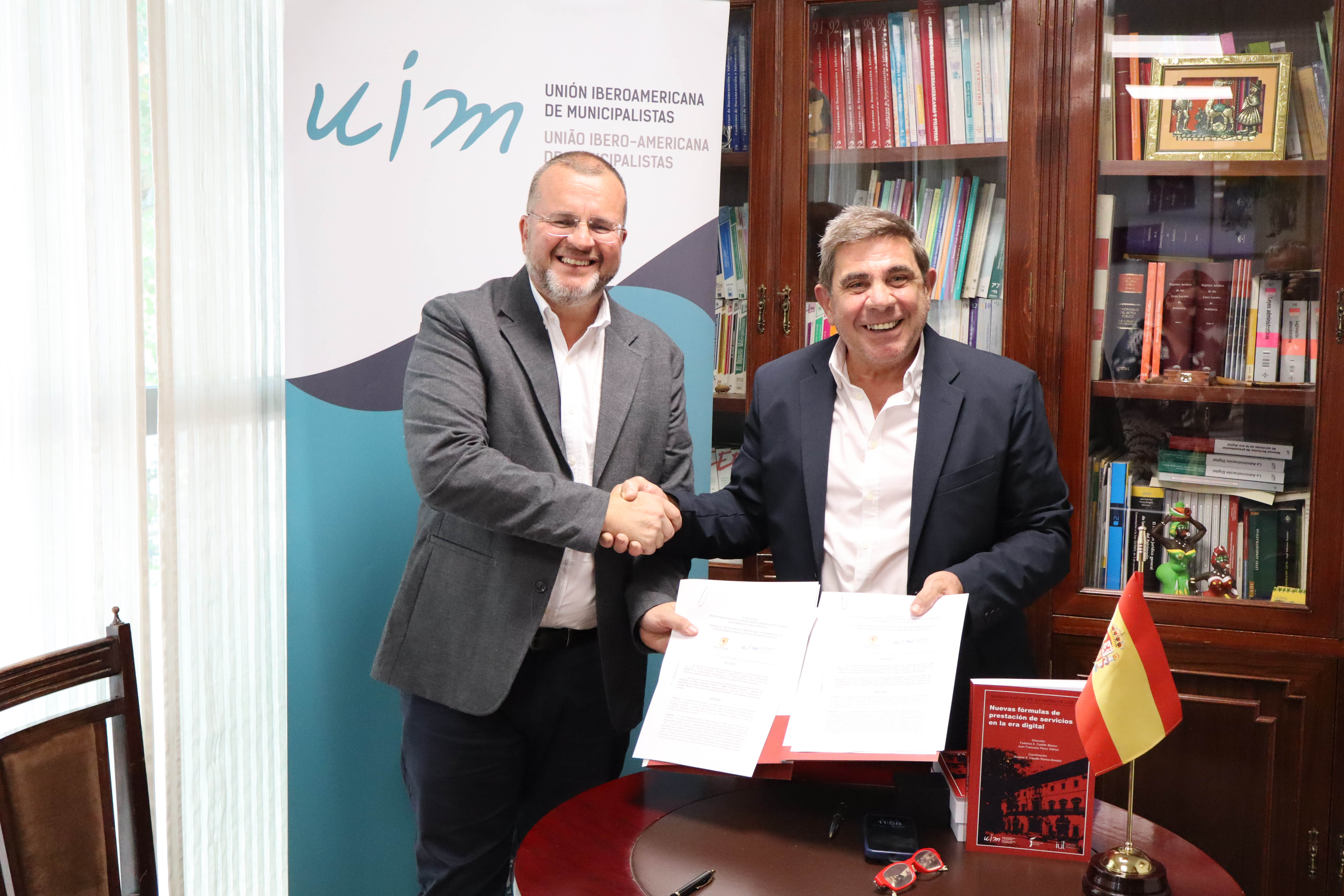 UIM: Alcalde de Rionegro firma convenio de adhesión a la Red UIM de ...